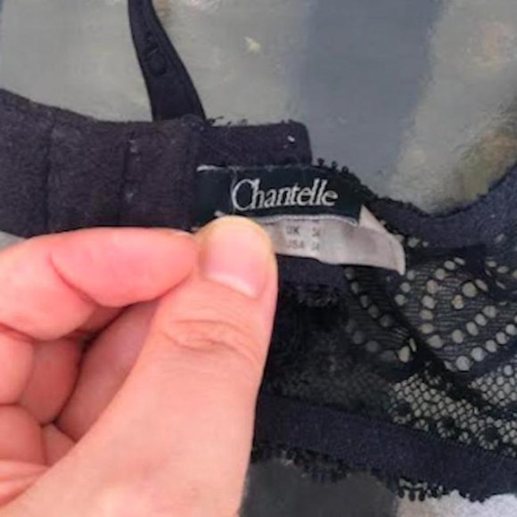 Chantelle | Intimates & Sleepwear | Chantelle Black Underwire Push Up ...